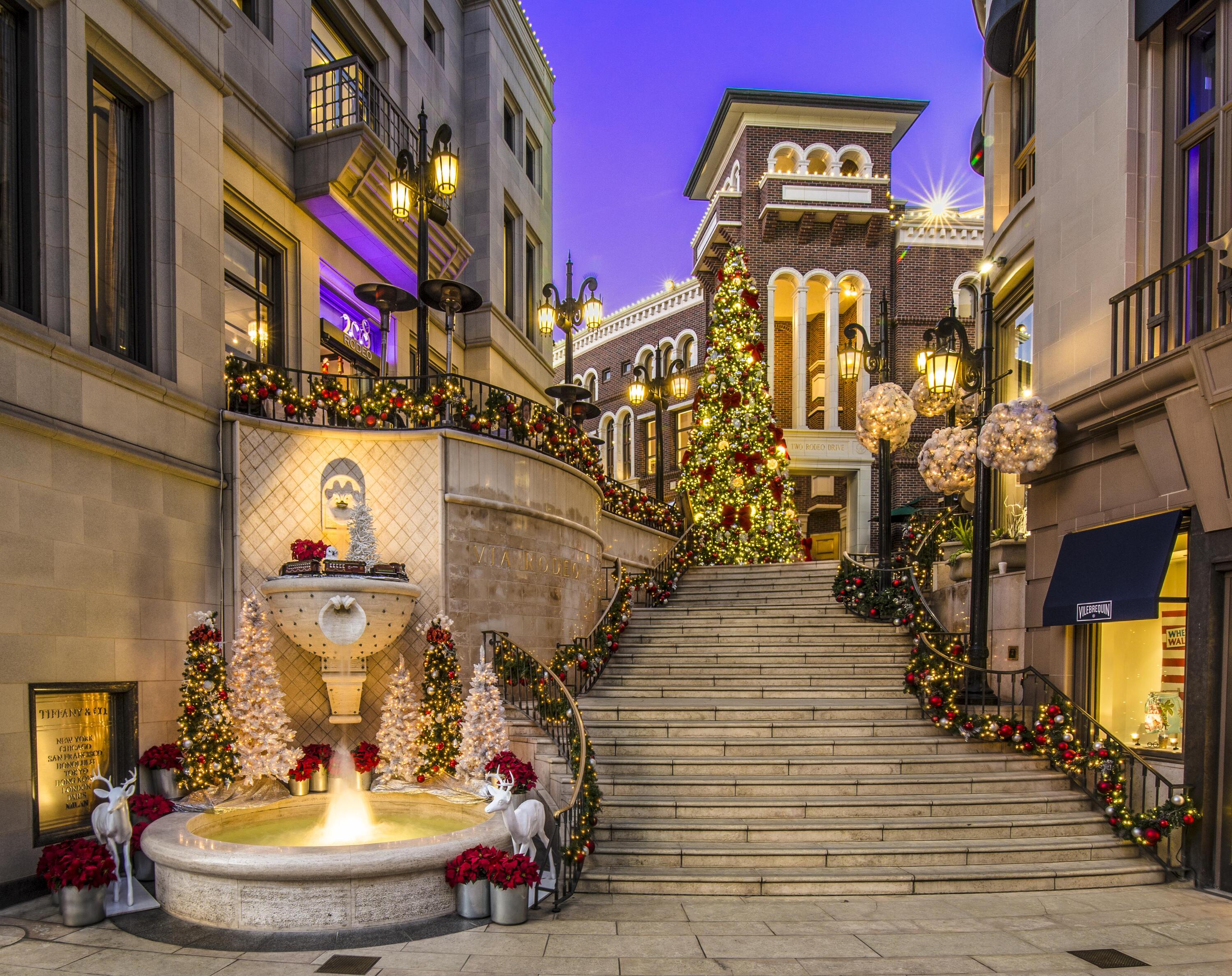 Rodeo Drive Holiday Lighting Celebration | Things to do in Los Angeles