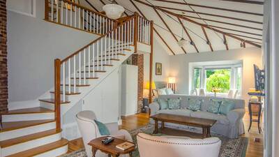 15 Best Airbnbs in Boston | Best Vacation Homes to Book in Boston