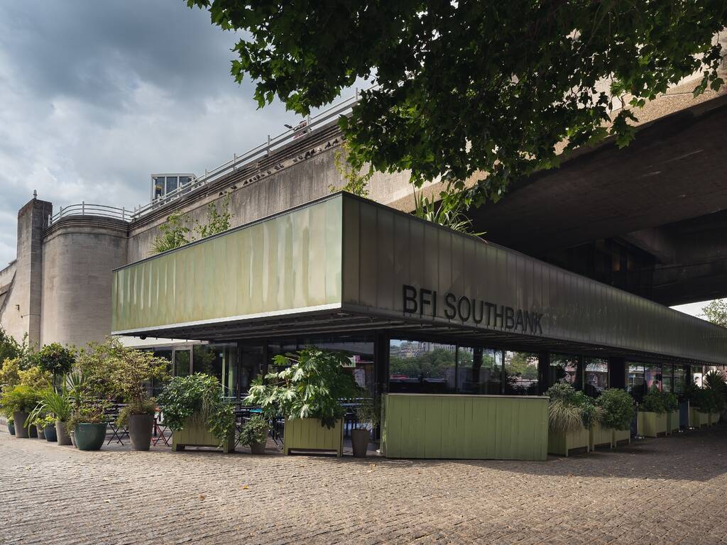 Best London Libraries | 15 Lovely Libraries In London to Work & Study