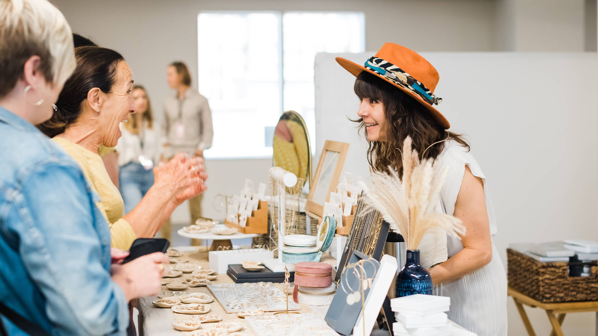 Unique Los Angeles Holiday Market | Shopping in Los Angeles