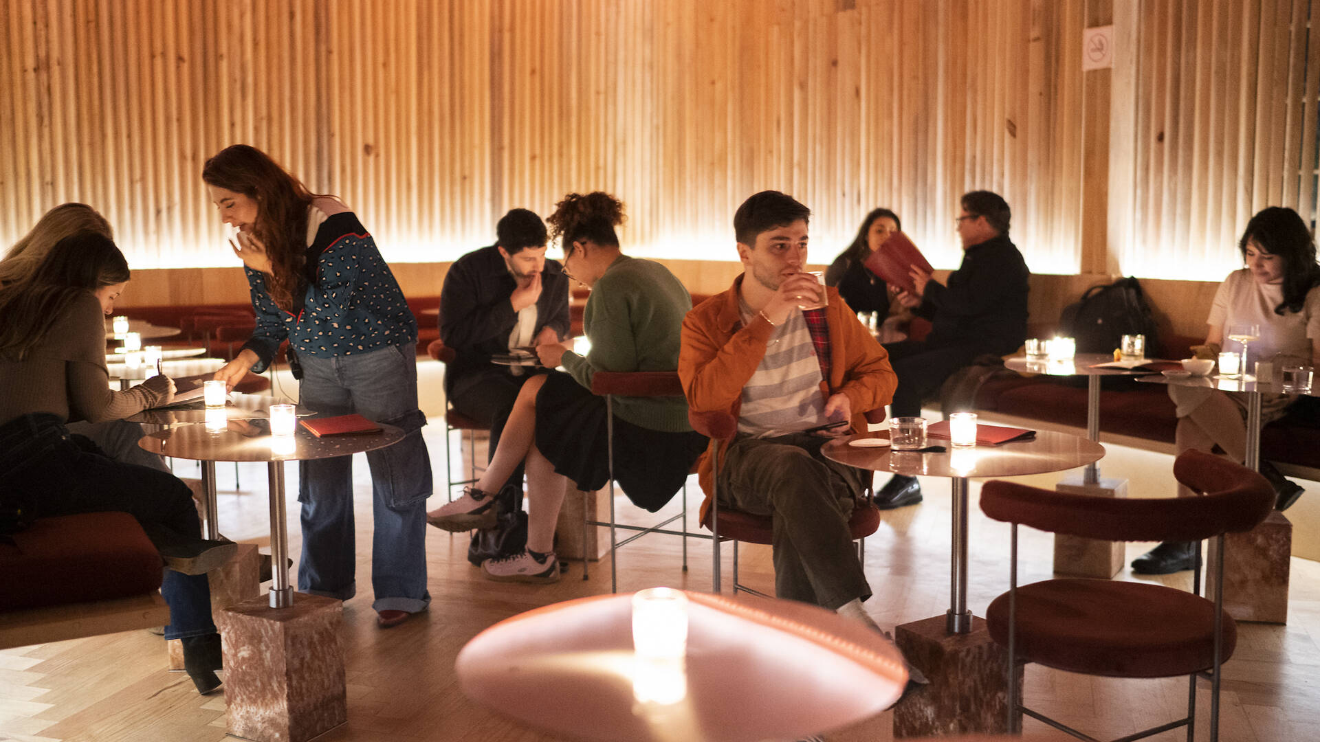 Shhh: el listening bar que debes conocer si la música es tu pasión