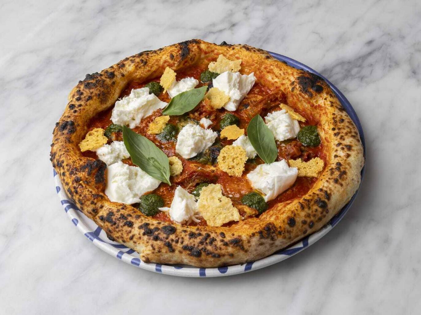 19 Best Pizzas In The World, According to Writers Who’ve Tasted Them All