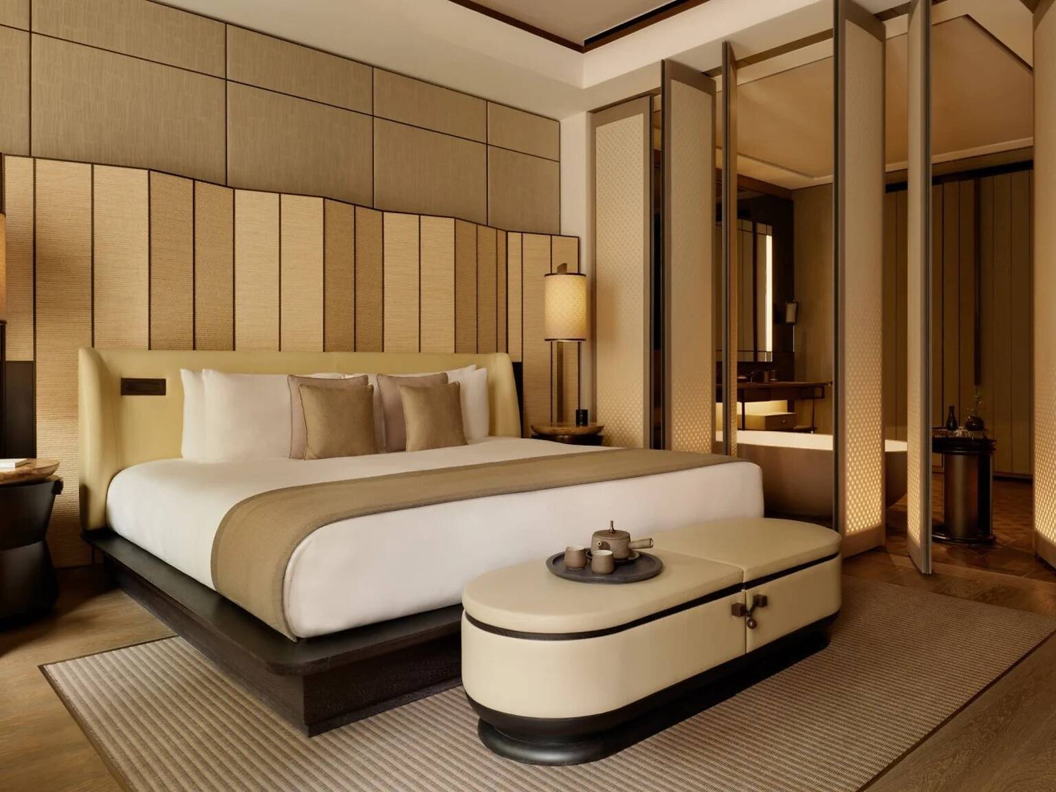 13 Best Hotels with In-Room Hot Tubs in NYC for 2025