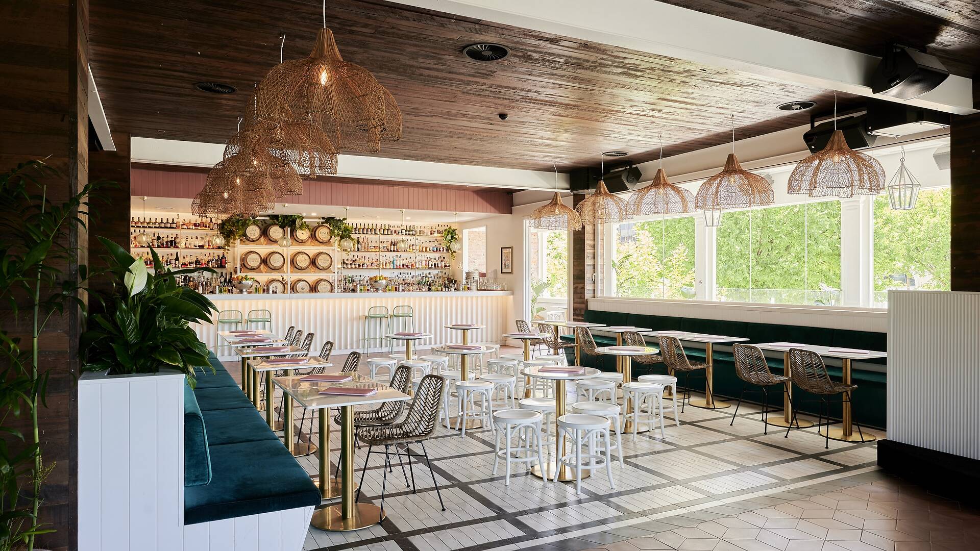 The 15 Best Bars In Canberra Right Now | Updated 2025