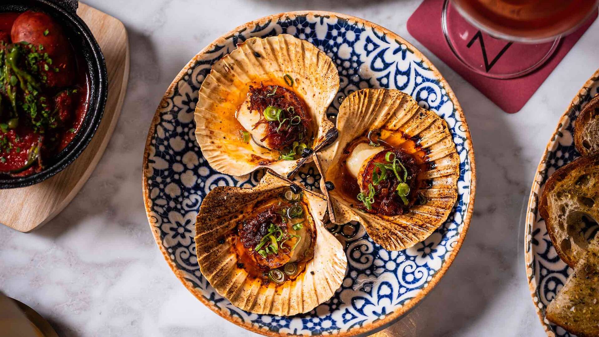 Zeta Bar | Hilton Sydney's smart and slick cocktail bar