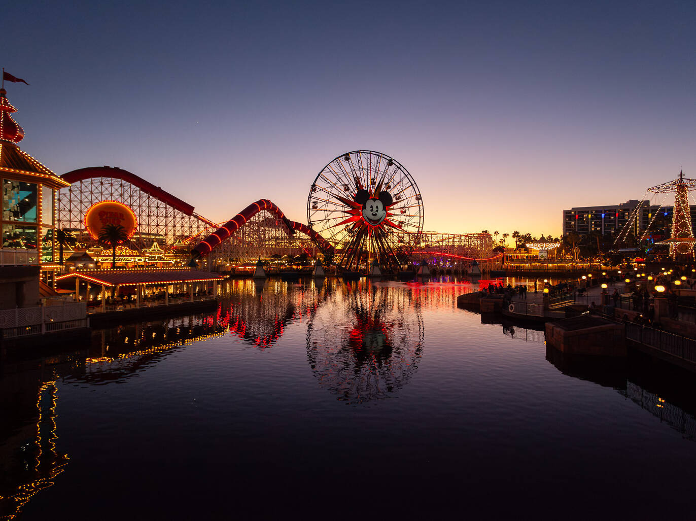 9 Disneyland Tips to Make the Most of Your Visit