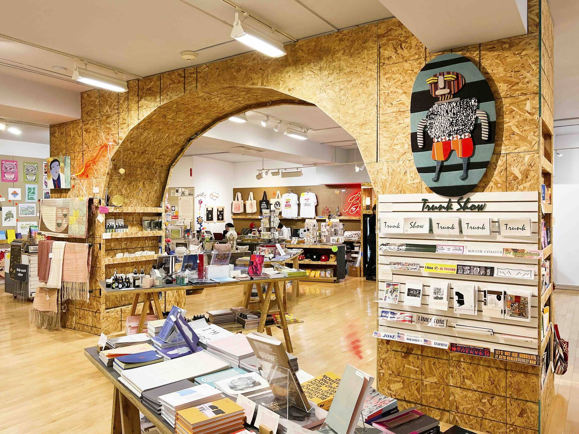 22 Chicago Gift Shops for Wedding, Birthday and Holiday Presents