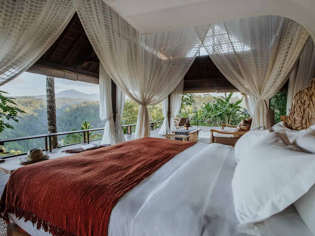 7 Best Luxury 5-Star Hotels In Indonesia