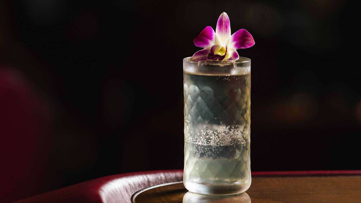 Republic: a luxurious bar at the Ritz-Carlton Singapore inspired by the ...