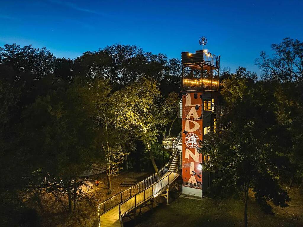 The 14 Best Treehouse Airbnbs in Dallas for 2025