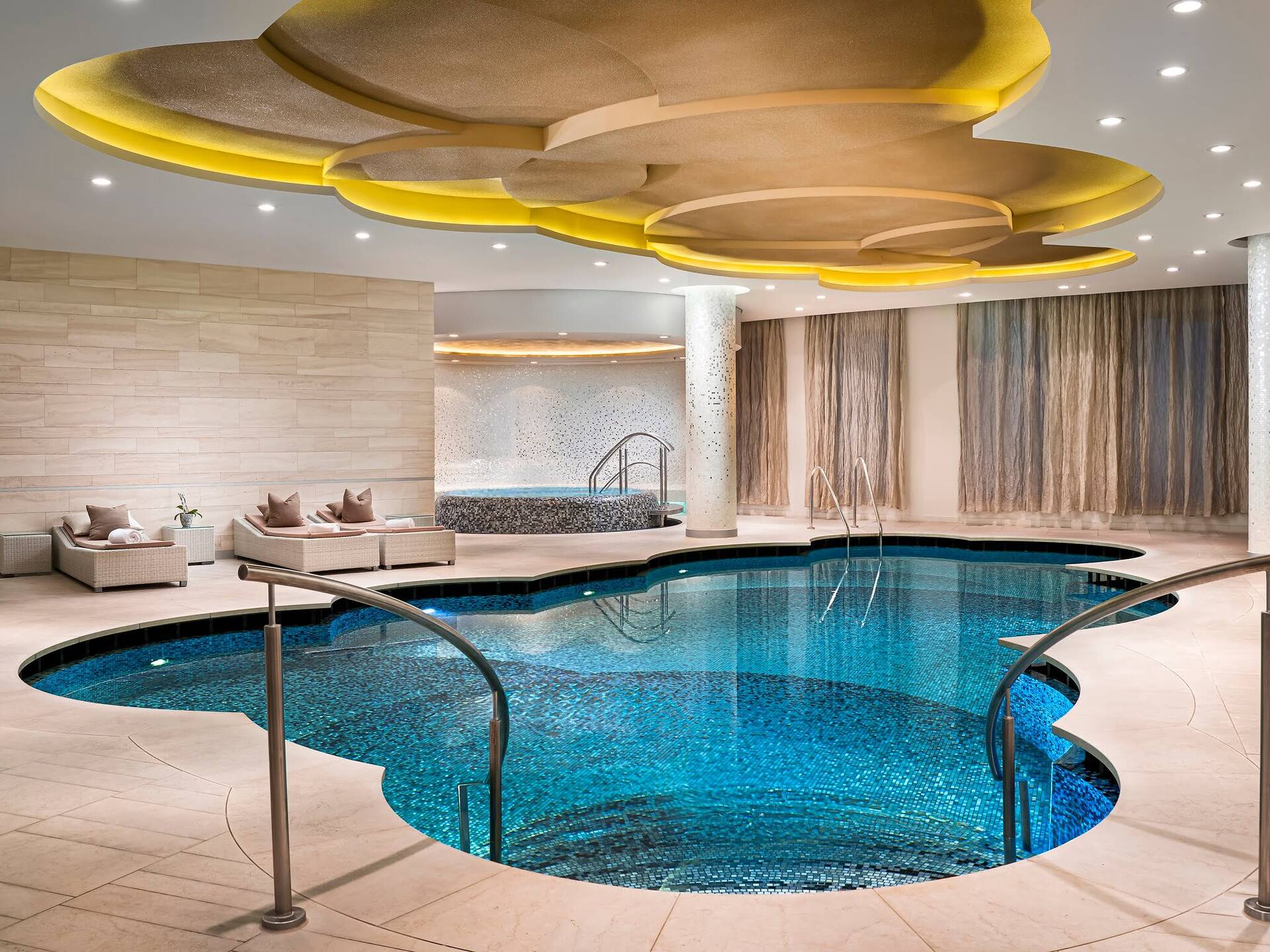 9 Best Spas in Berlin: Saunas, Treatments, Pool Time and More