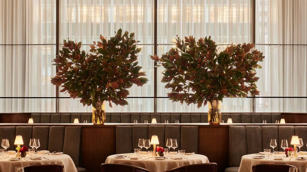 Christmas Dinner NYC: 20 Best Restaurants Open on Christmas Eve & Day