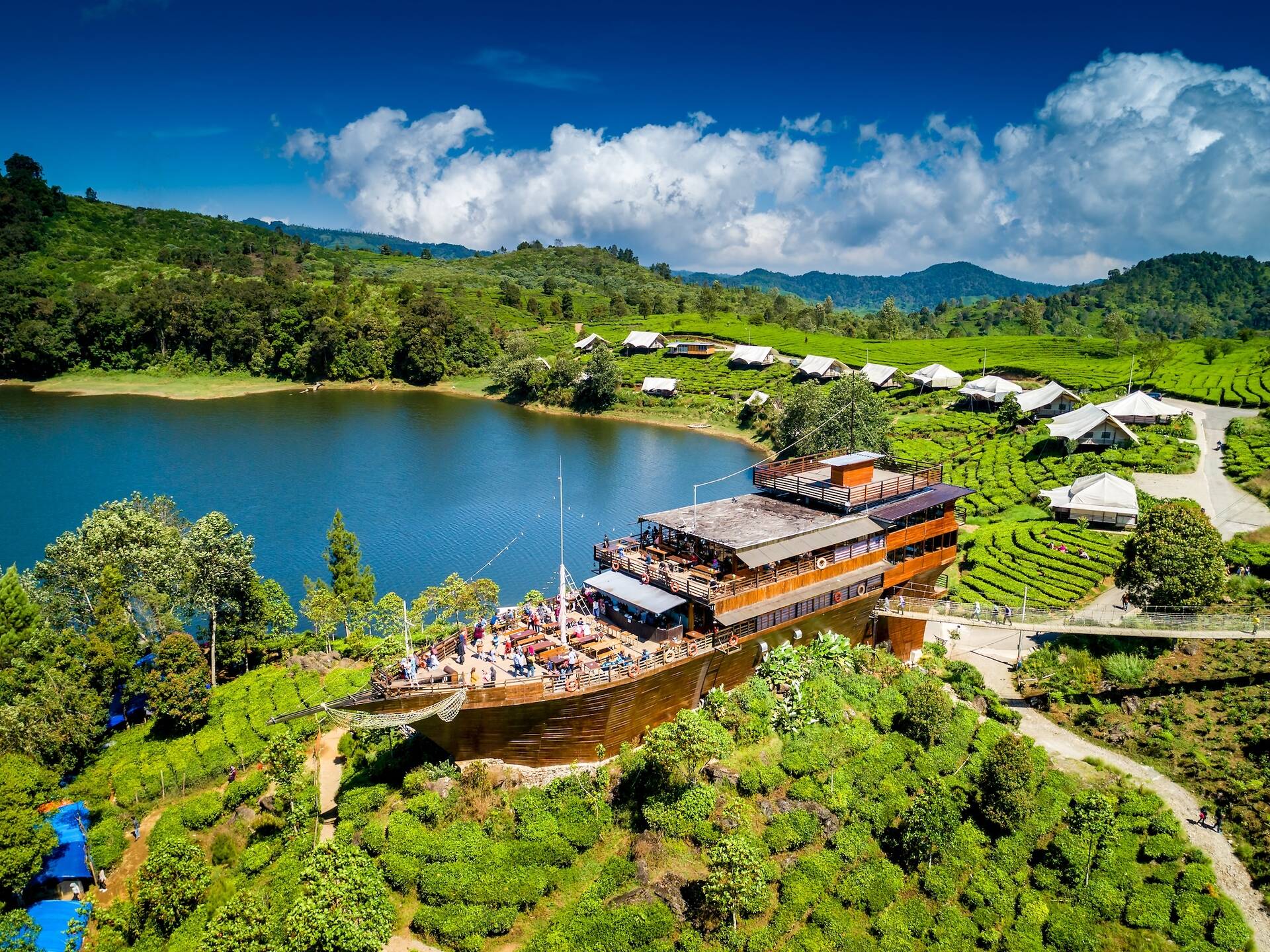 Ultimate Guide to Bandung: Best Things to Do, Eat and Shop For