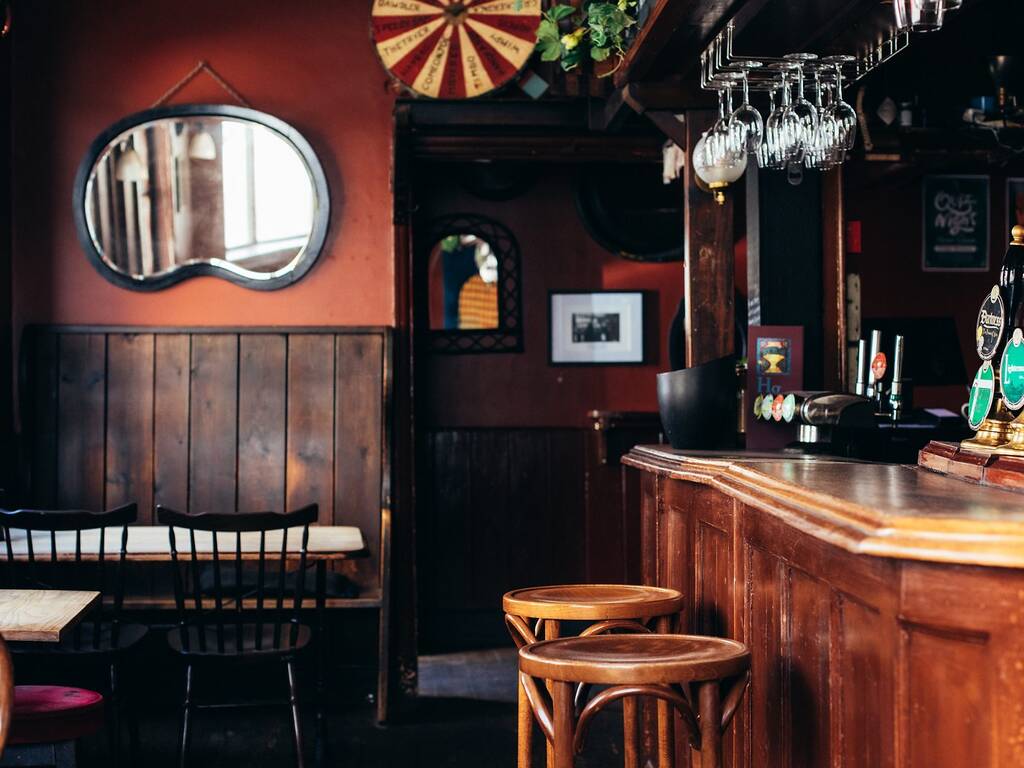 14 Fantastic Pubs and Bars in Exeter (By Someone Who Is From There)