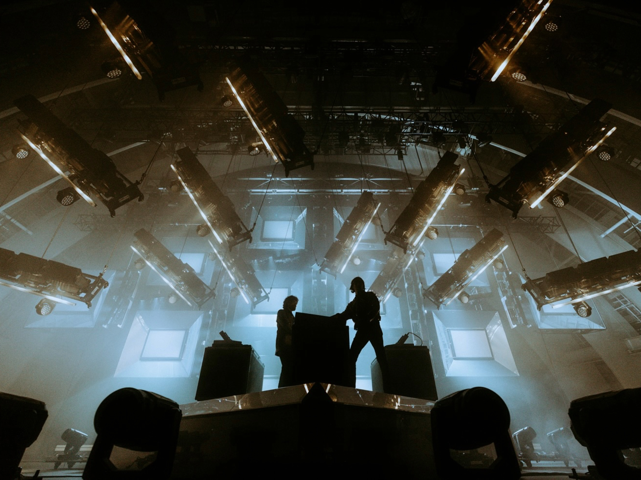 Justice llevará su gira de Hyperdrama al Palacio de los Deportes
