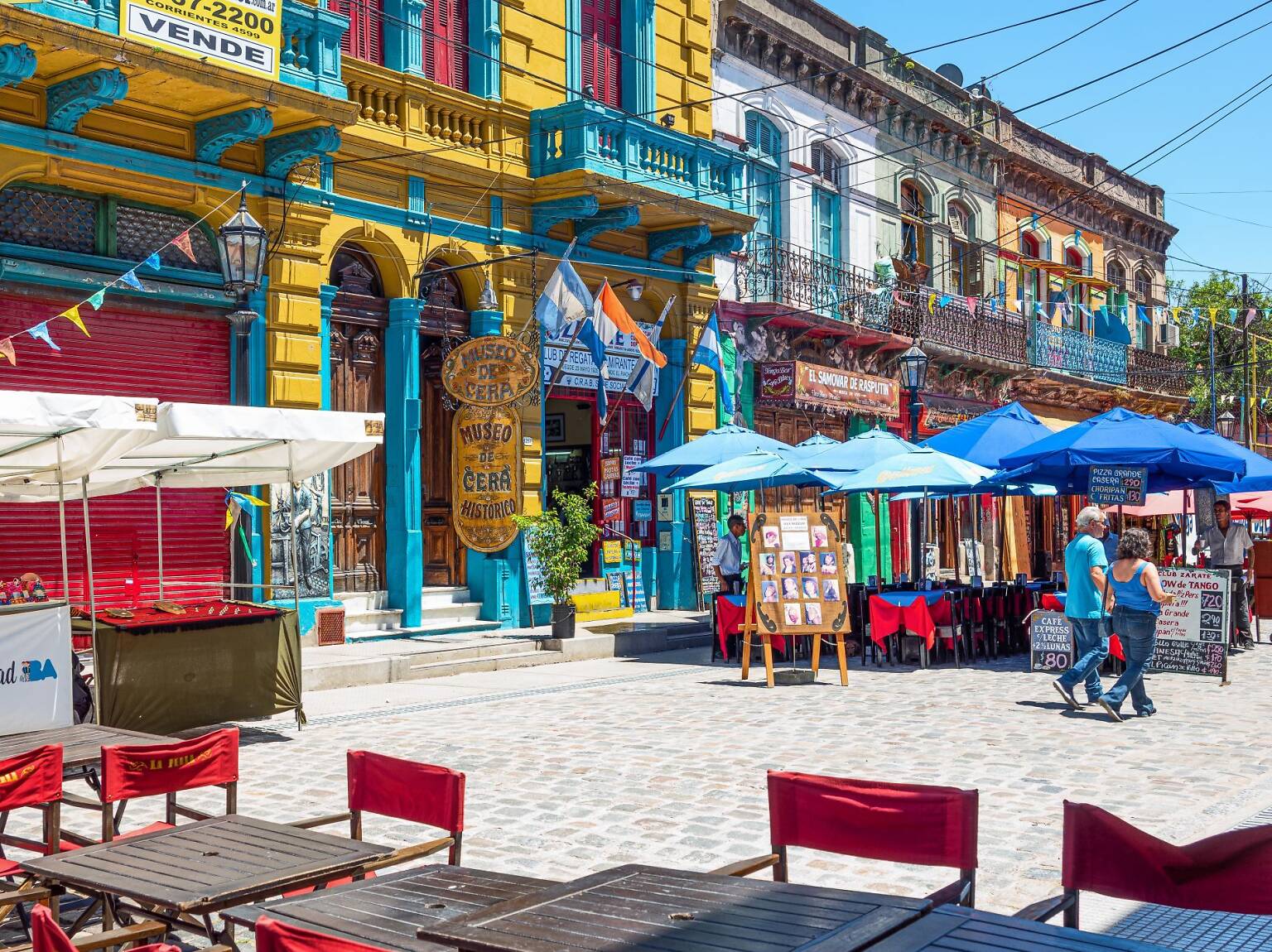 14 Best Romantic Getaways and Couples Retreats in the World
