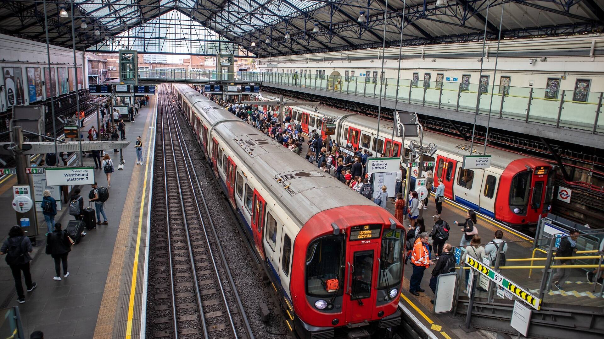 The 14 Most Beautiful Train & Tube Stations in London