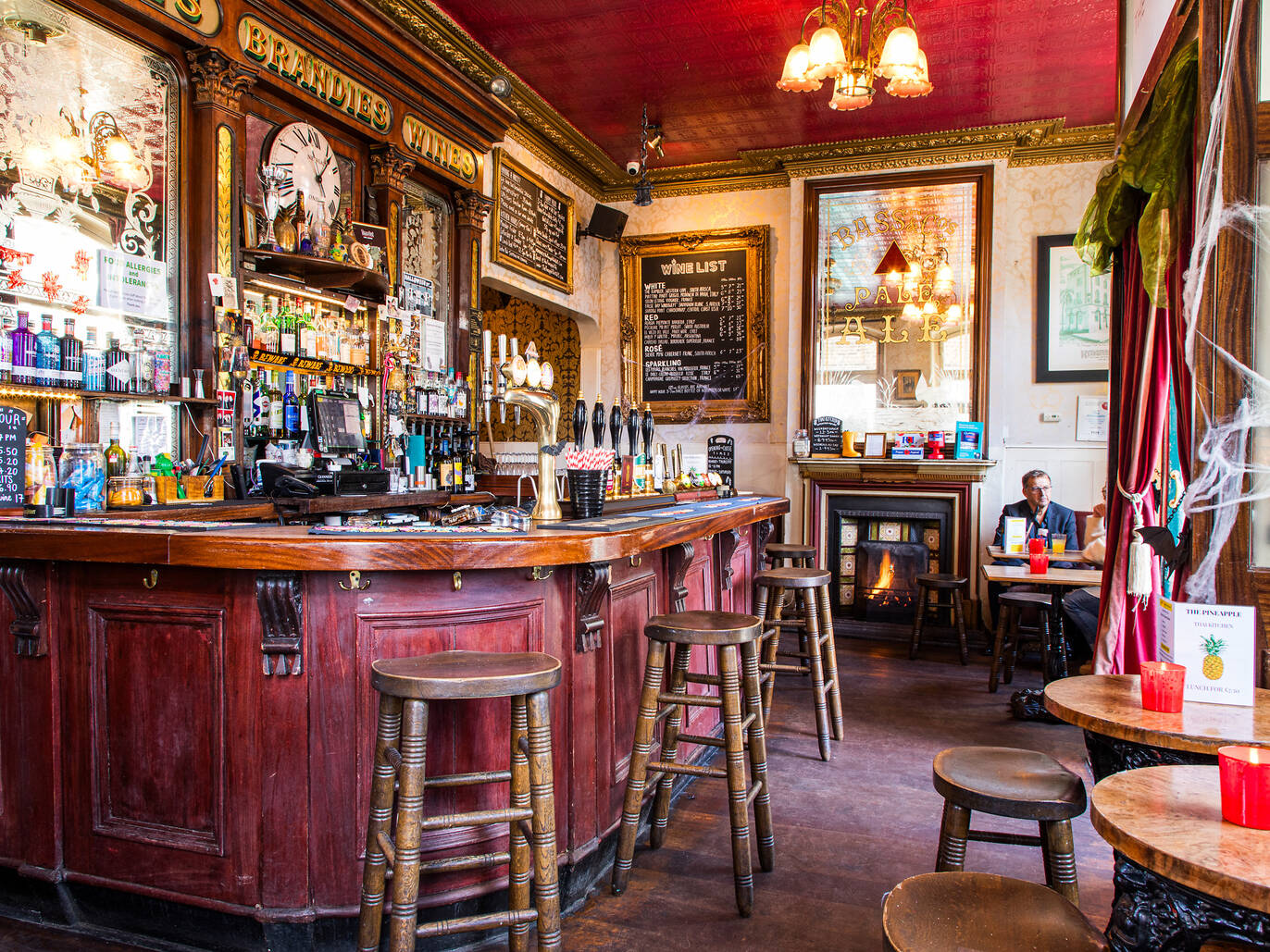 10 of London's Best Pub Quizzes For Almost Every Day Of The Week