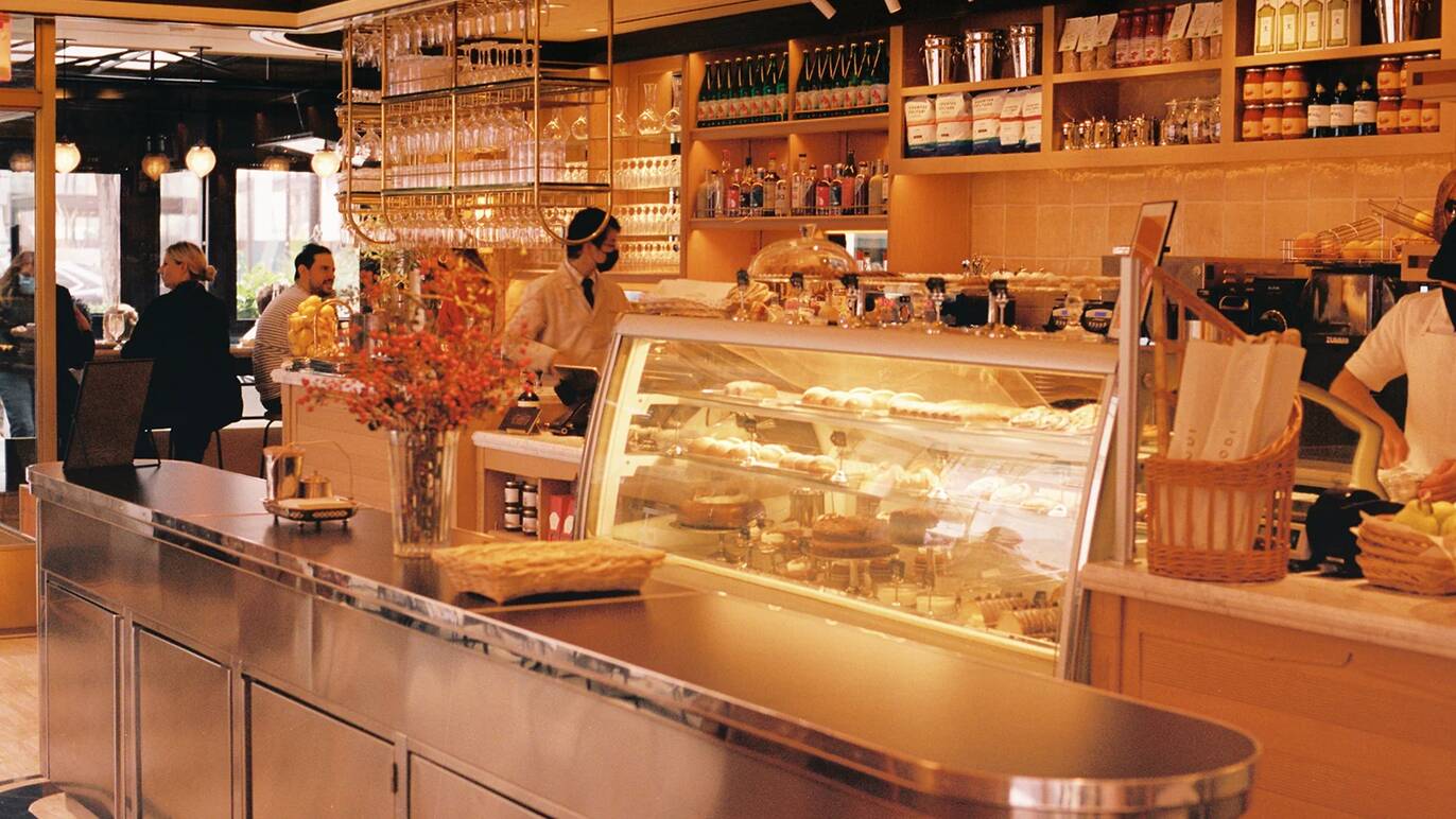 The 14 Best Restaurants Near Rockefeller Center