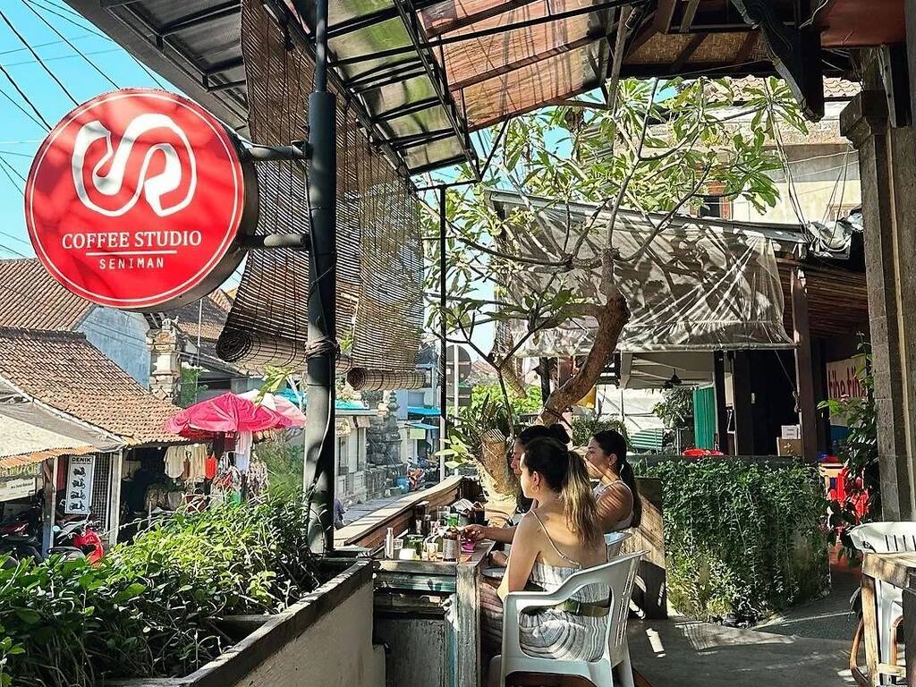 8 Best Cafes In Bali To Sip, Snack, And Soak Up The Island Vibes