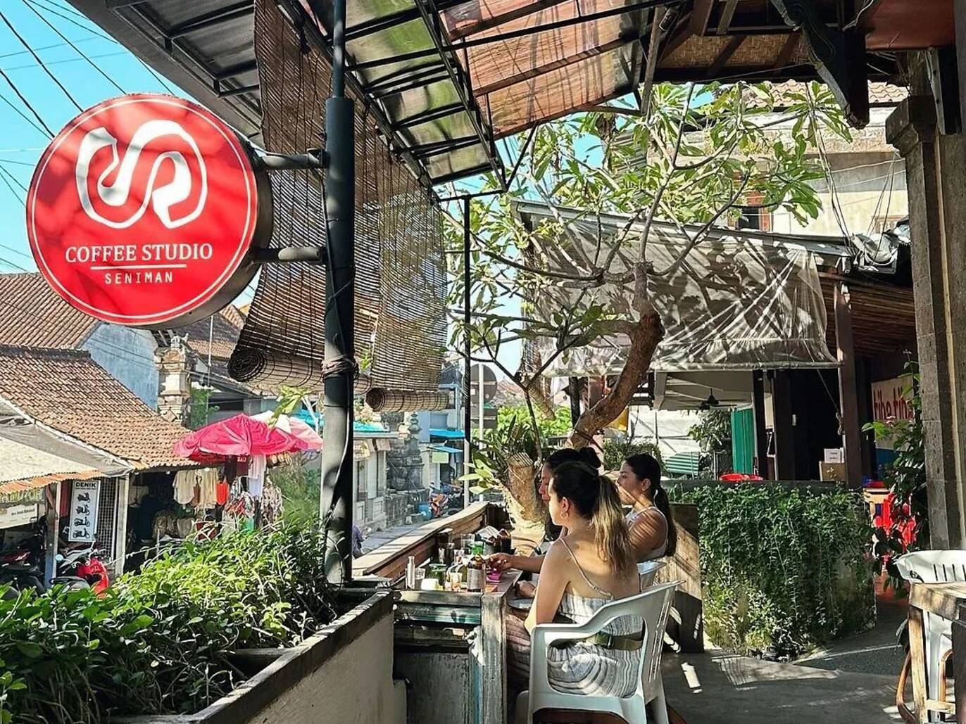 8 Best Cafes In Bali To Sip, Snack, And Soak Up The Island Vibes