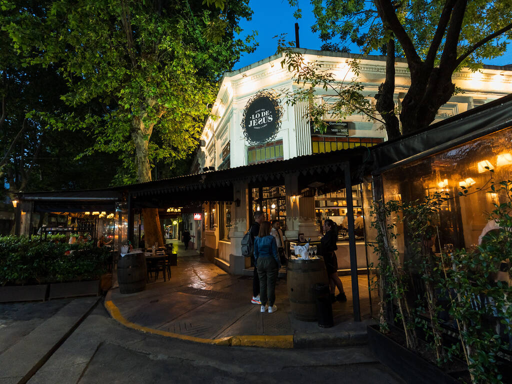 Lo de Jesús: The Dining Experience at This Iconic Palermo Restaurant