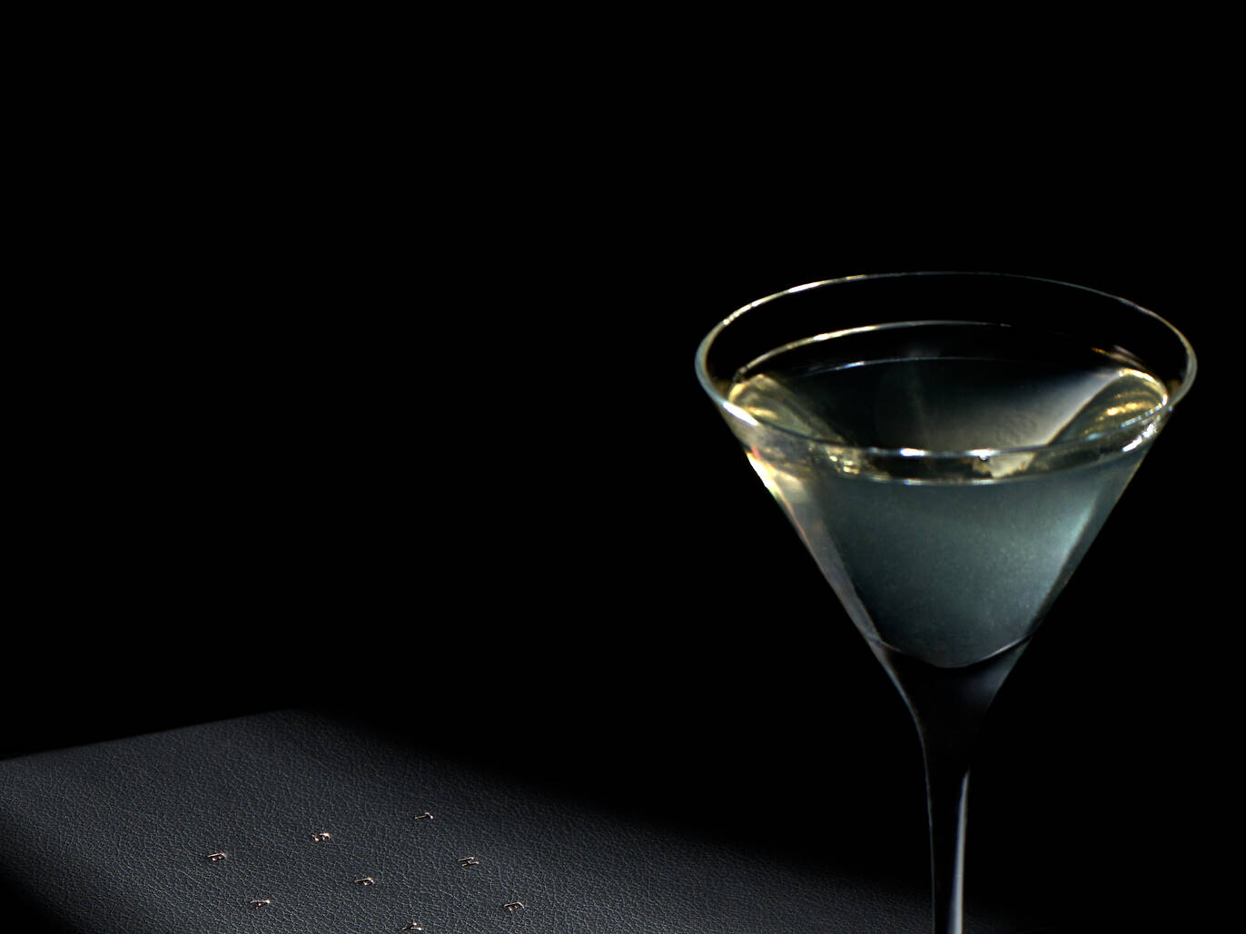 15 Best Hidden And Secret Bars In London... Shh!
