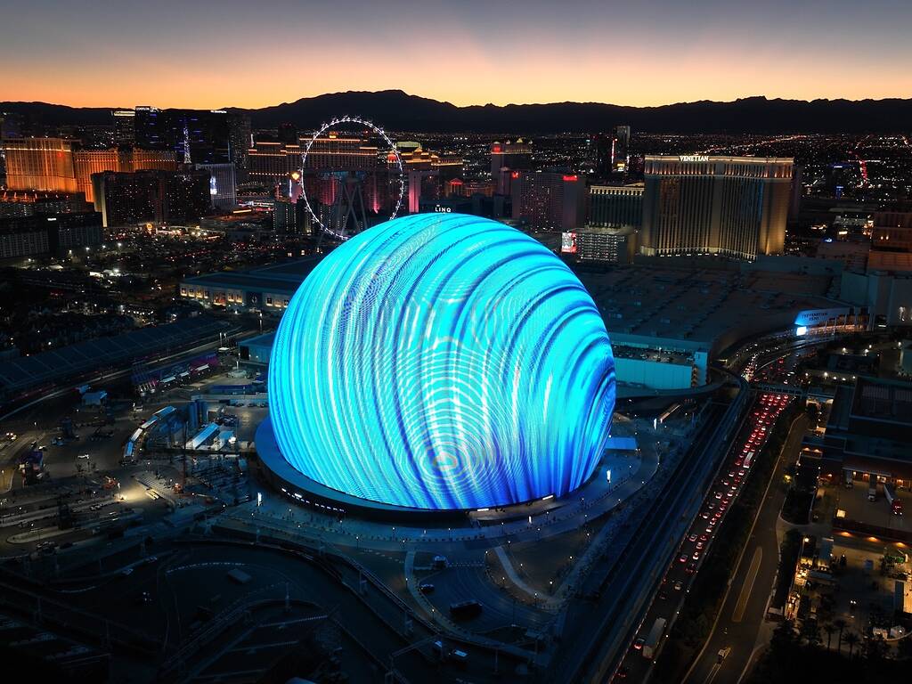 Best Las Vegas Hotels with Sphere View Rooms & Suites (2026)