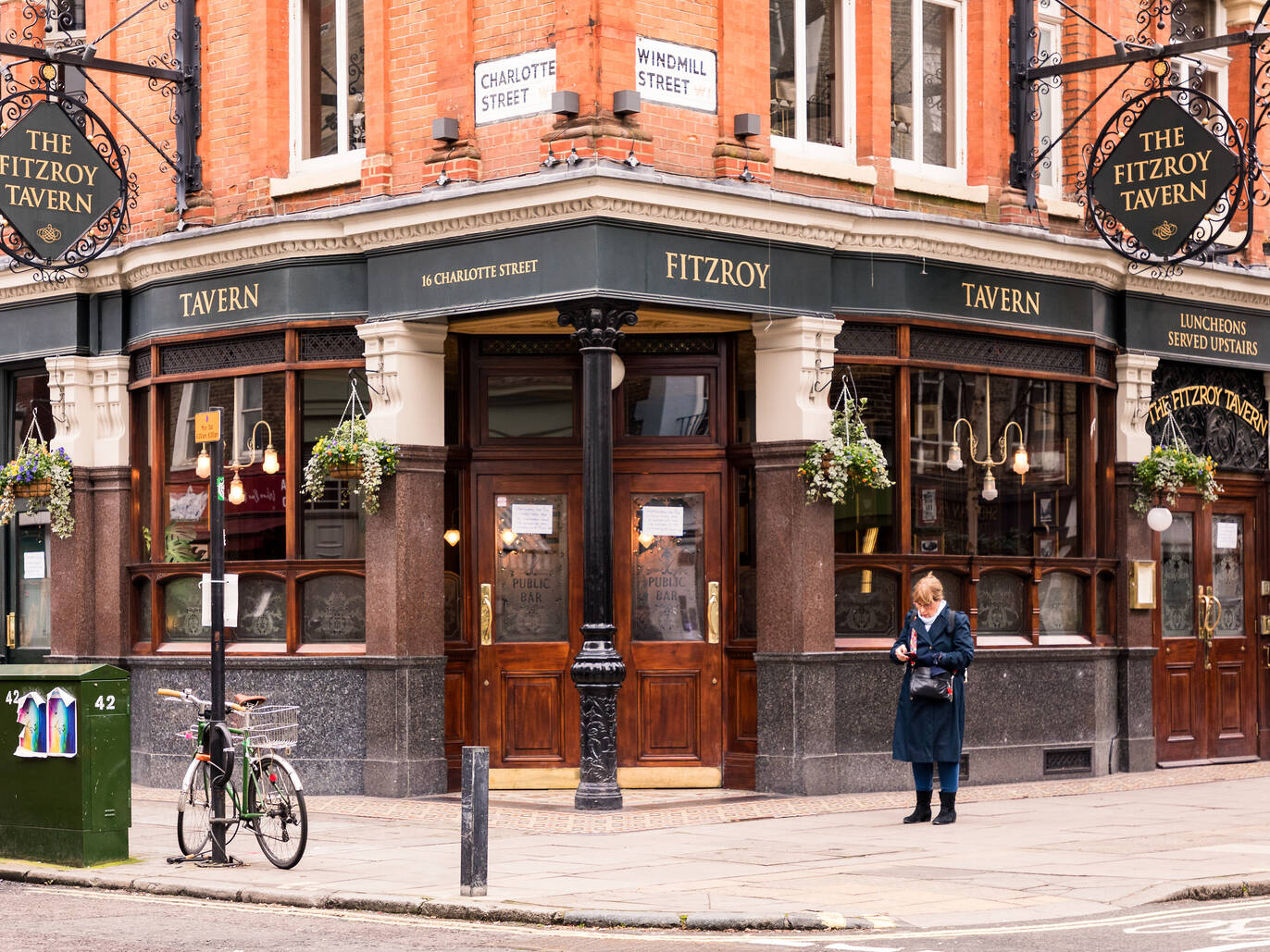 9 Best Pubs In Fitzrovia