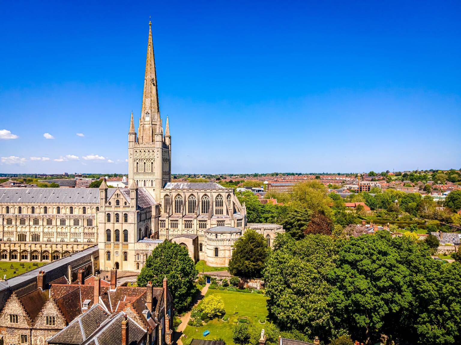 10 Best Things To Do In Norwich Right Now