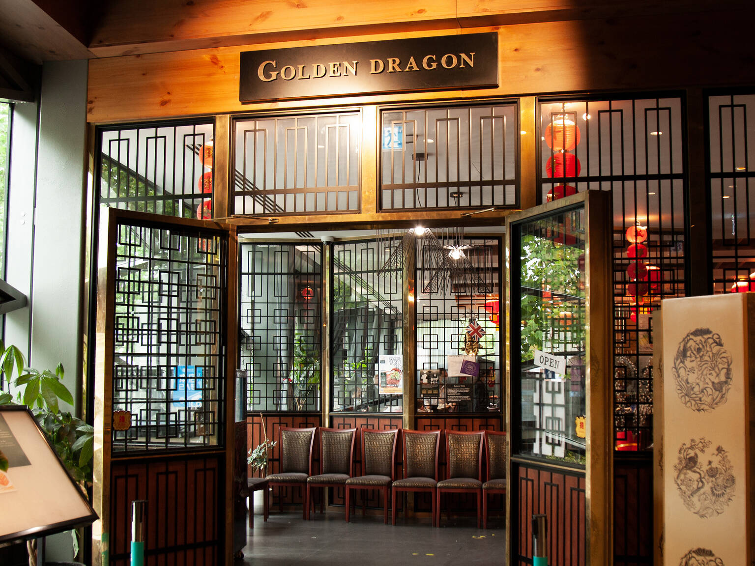 10 Best Dim Sum Restaurants In London for Divine Dumplings [Updated 2025]