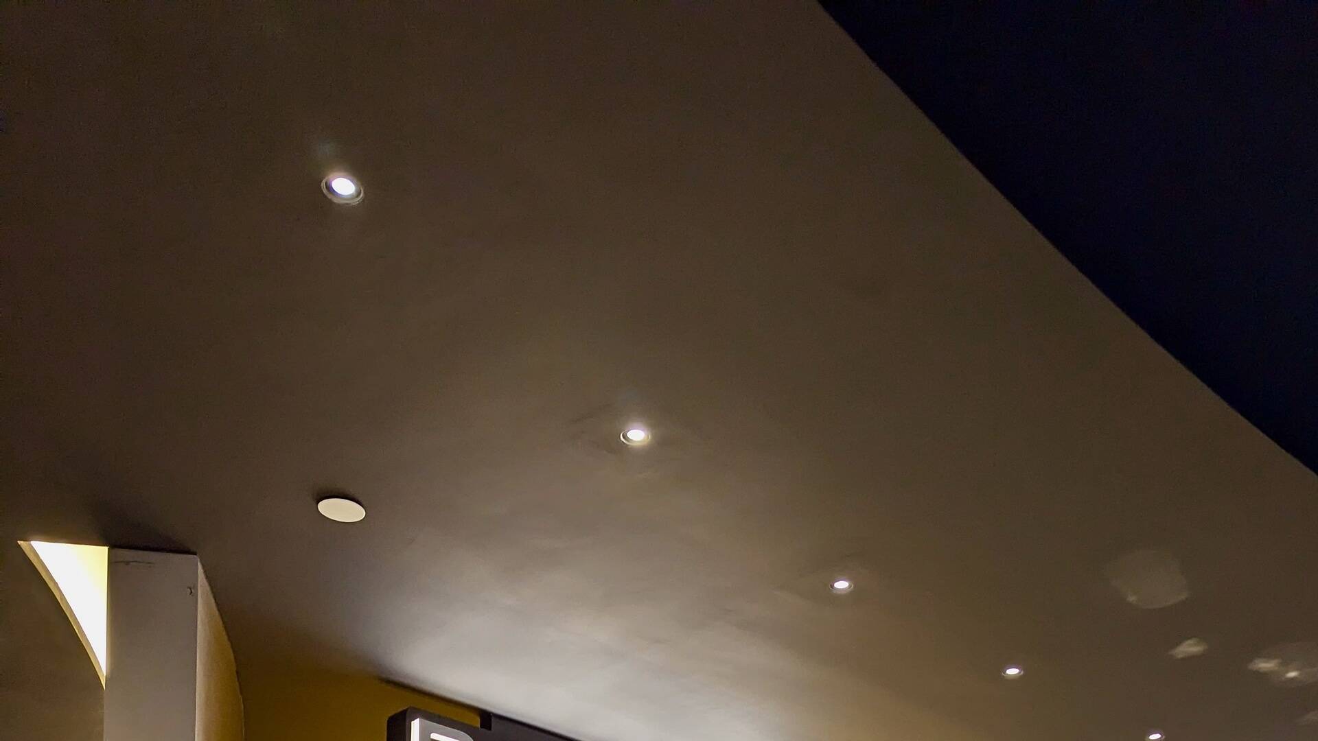 啟德體育園保齡球場 Top Bowl Tenpin Bowling