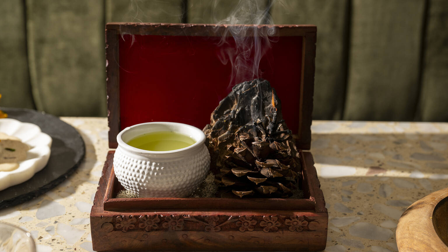 Dilli Dilli | Restaurants in Midtown West, New York