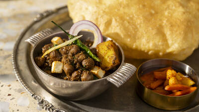 Dilli Dilli | Restaurants in Midtown West, New York