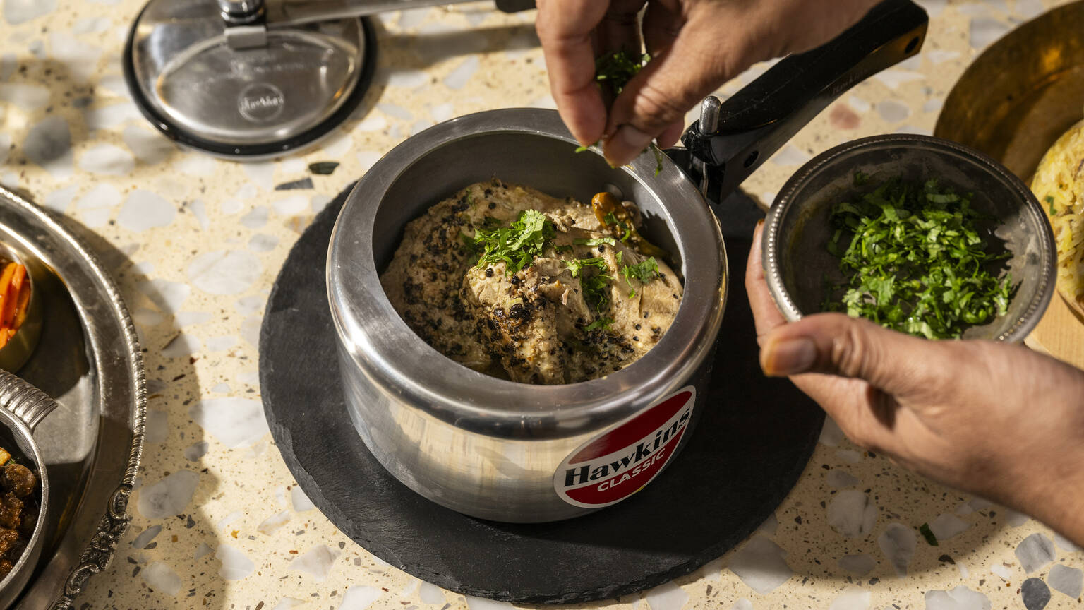 Dilli Dilli | Restaurants in Midtown West, New York