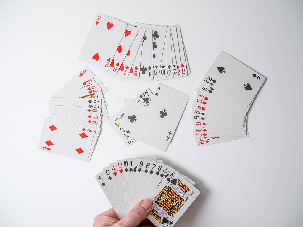 How To Play Dai Di (Big Two), A Card Game That's Popular During CNY