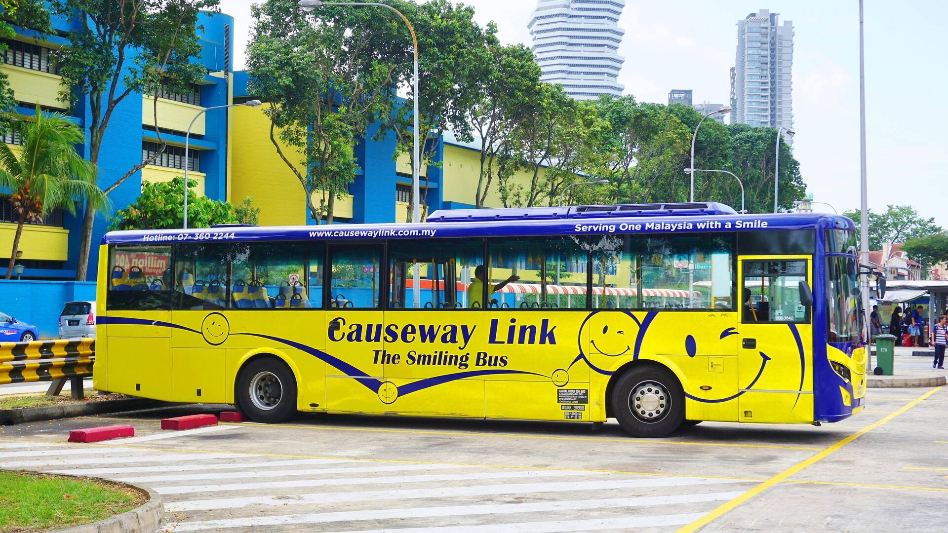 The New Causeway Link Buses Connects Johor Premium Outlets And SG