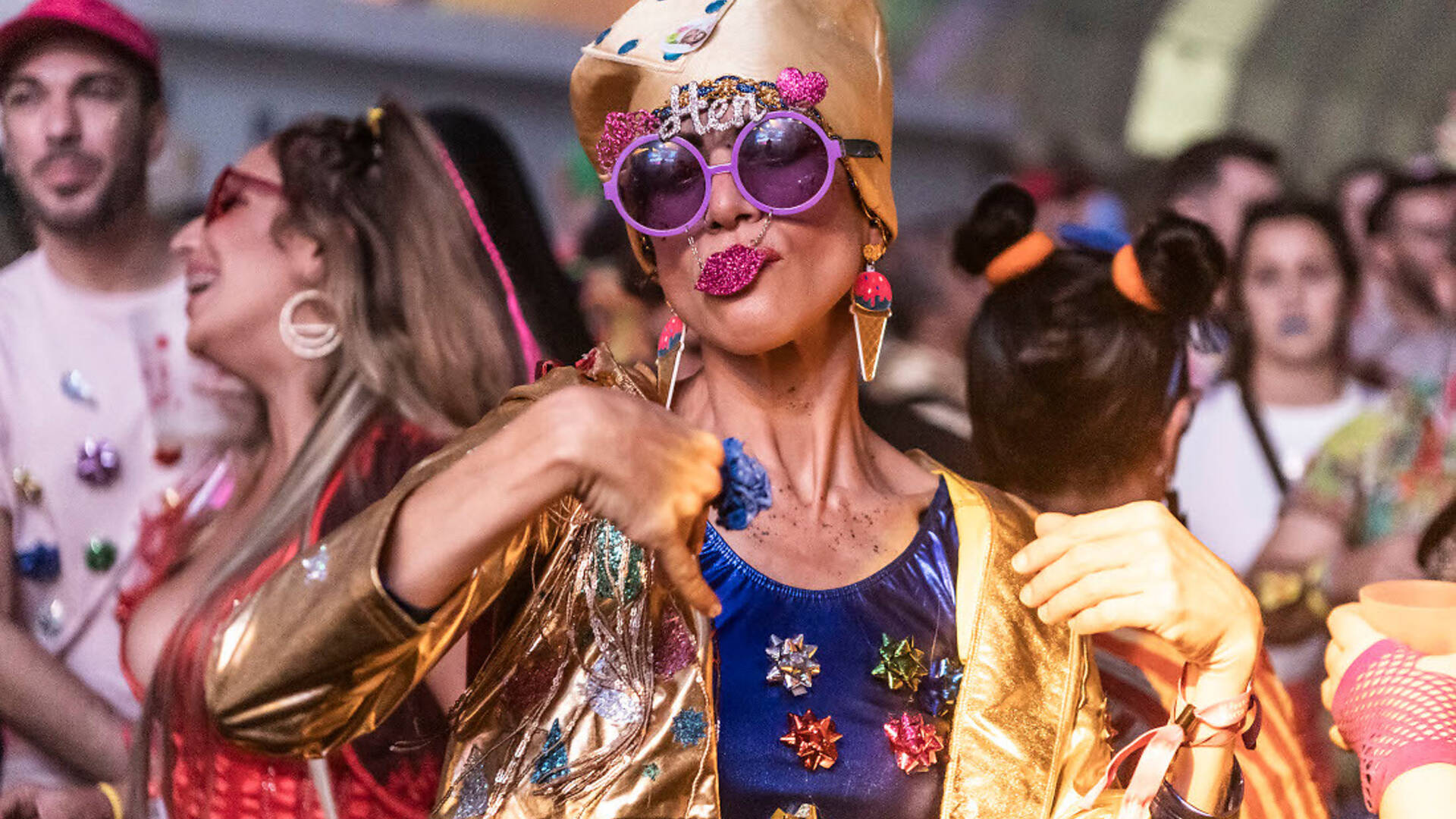 Vuelve el festival más divertido y hortera del mundo (y el mejor outfit ...