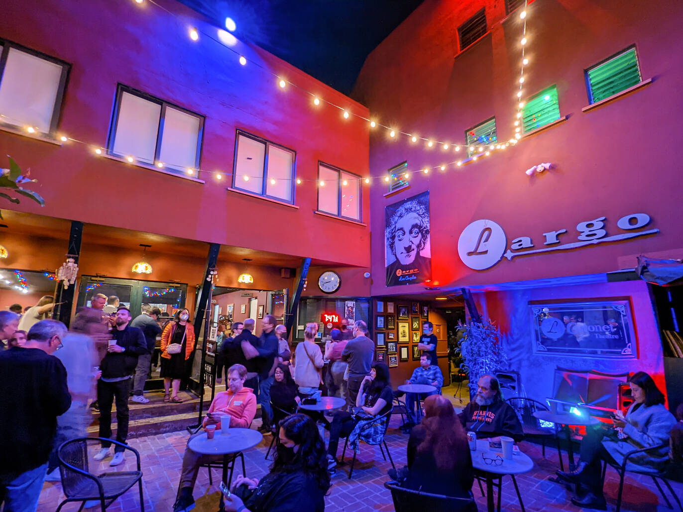 11 Best L.A. Comedy Clubs to See Stand-Up or Improv Performances