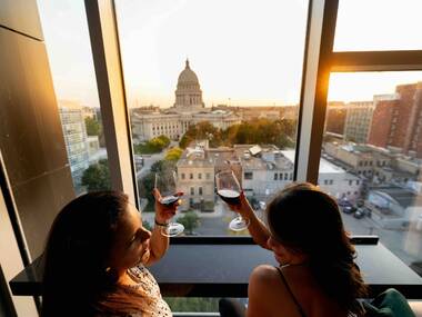 The 20 Most Romantic Getaways From Chicago for Couples