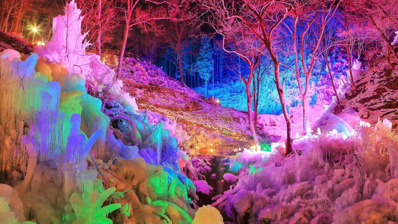 A frozen icicle forest appears just outside of Tokyo – and it's lit up ...