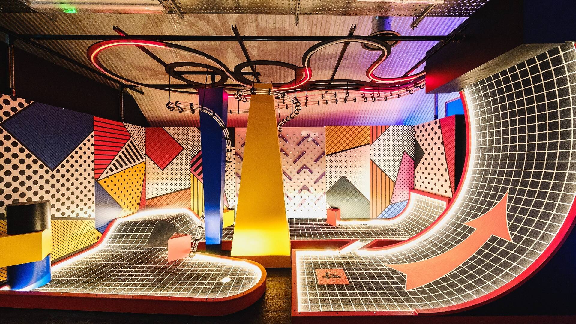 Birdies Battersea Crazy Golf | Things to do in Trafalgar Square, London