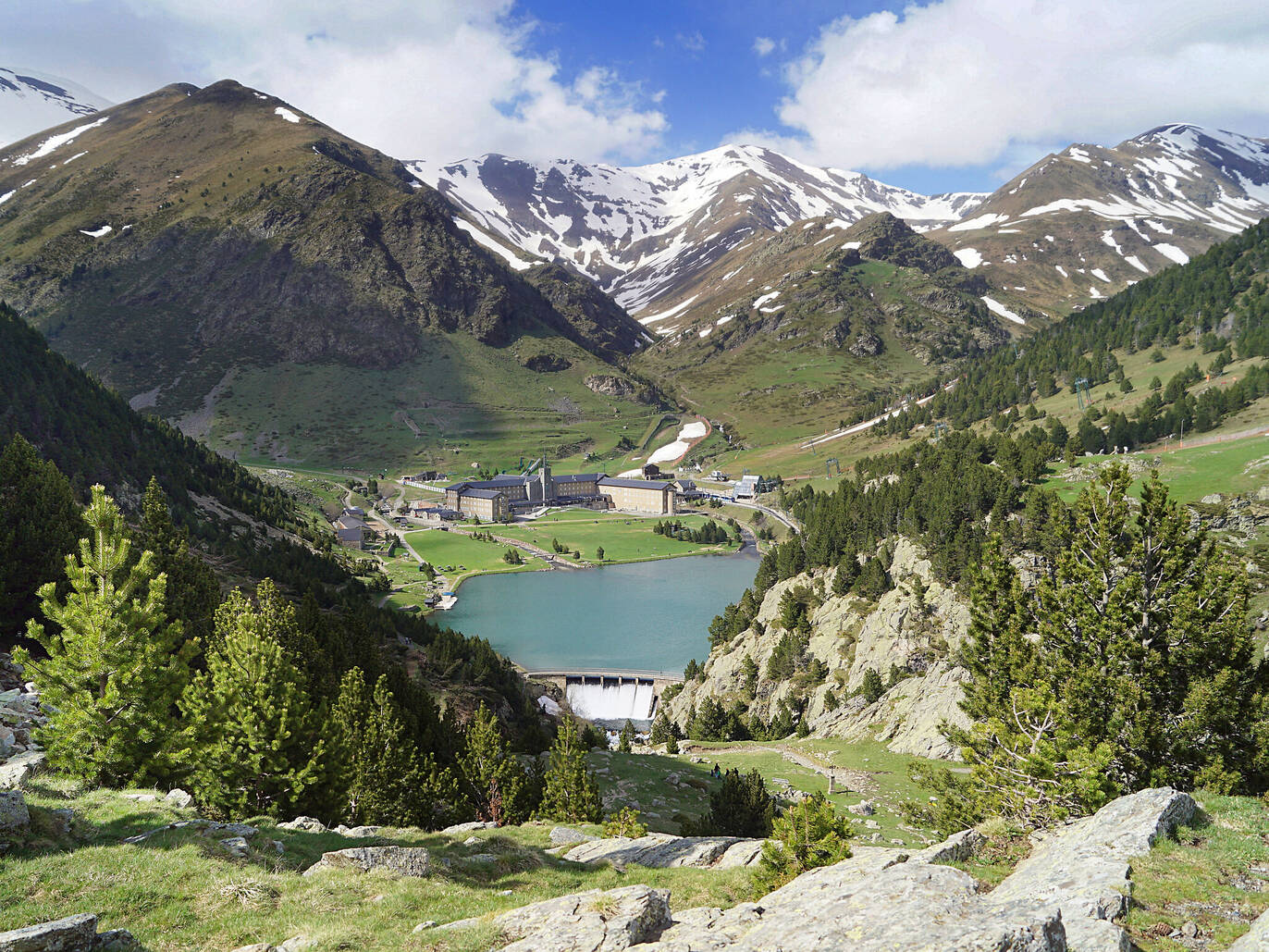 20 Beautiful Places in Catalonia for 2025