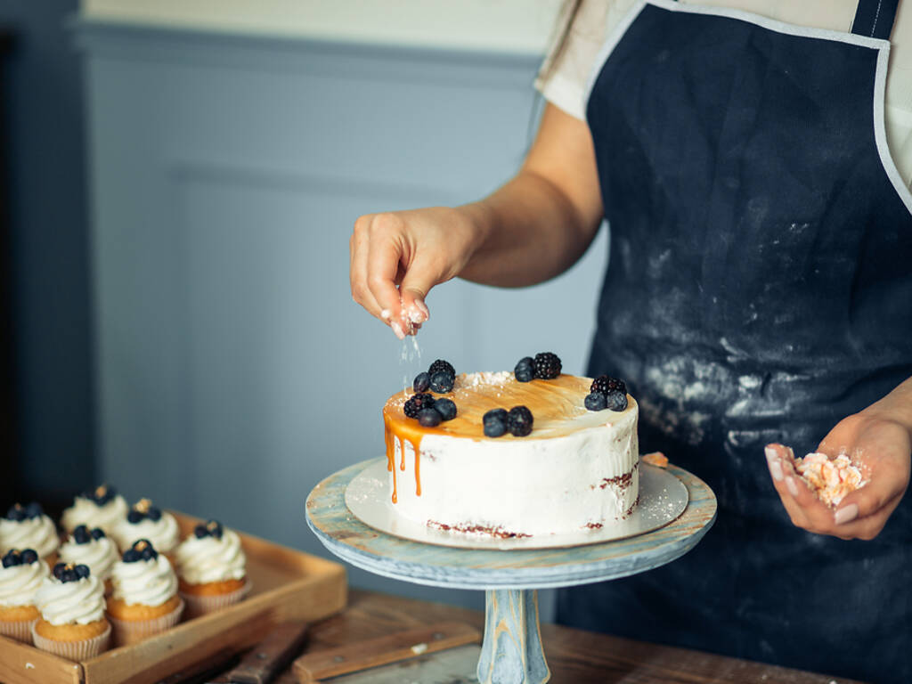 19 Best Baking Classes in NYC for 2025