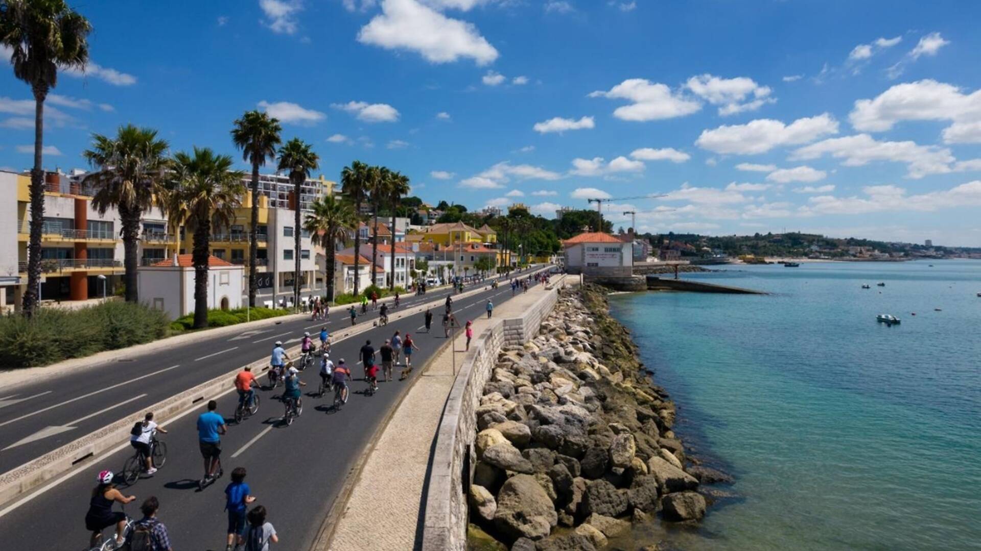 Games occupy the Marginal on World Day for Physical Activity