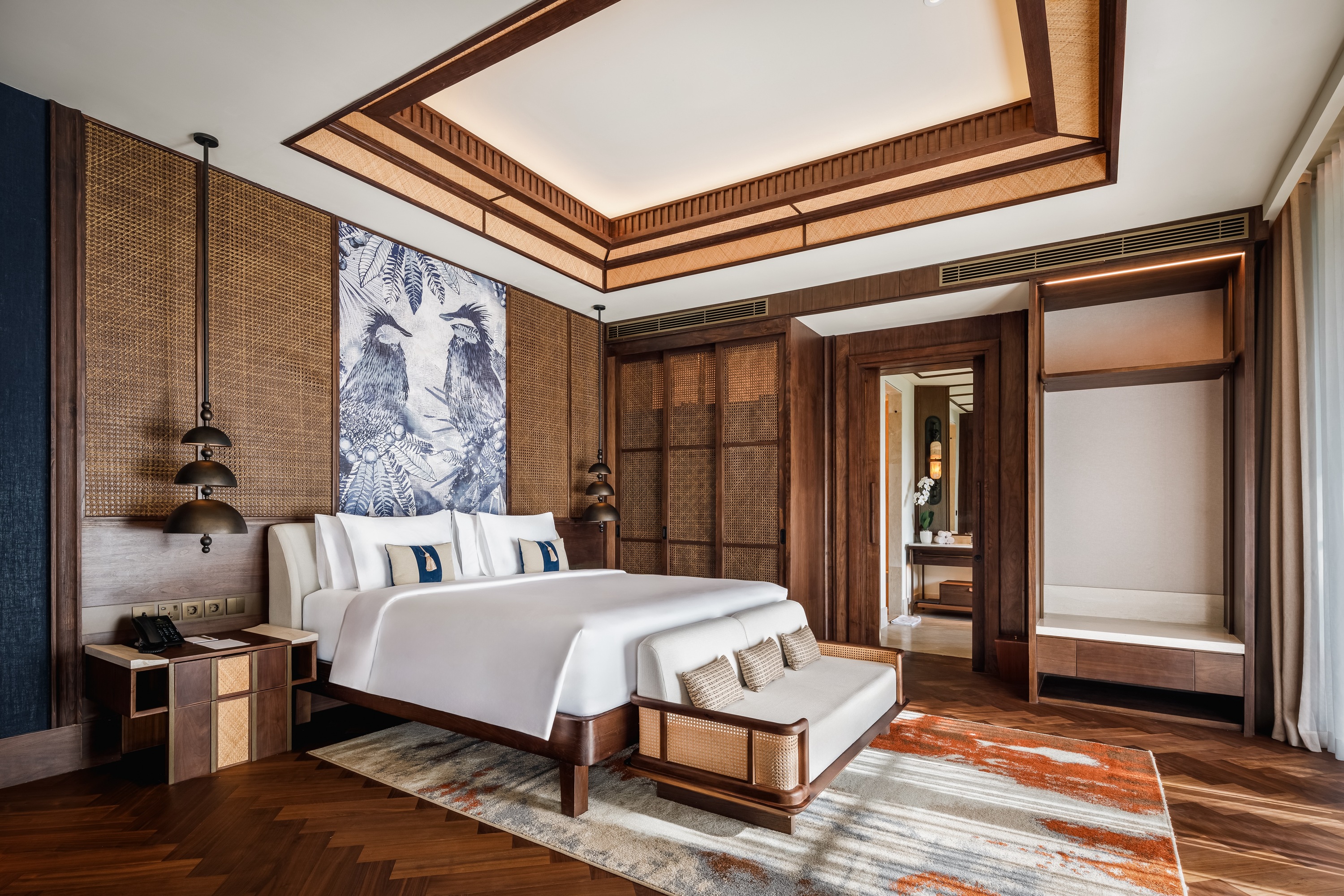 The Meru: Tropical Luxury by the Sea