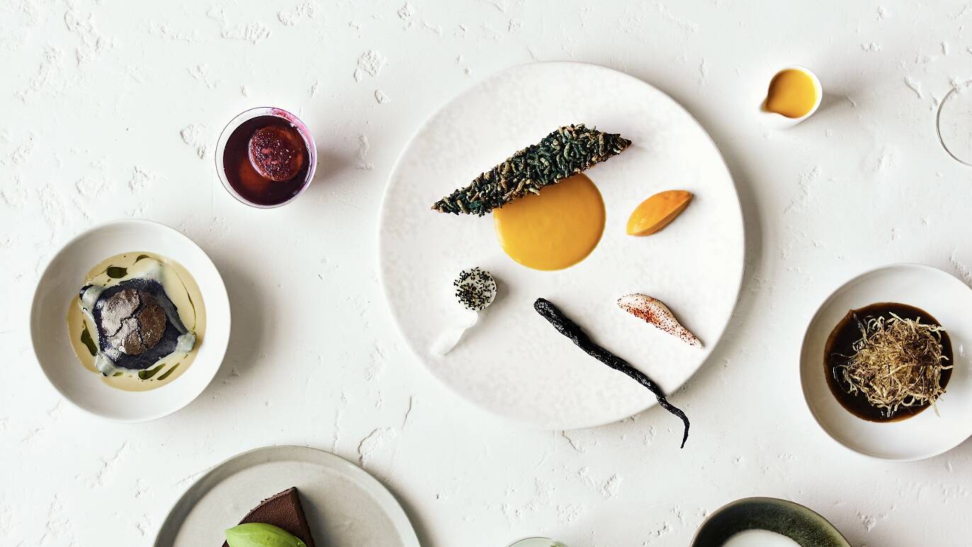 Plates Restaurant Shoreditch, London Review: The UK's first vegan ...