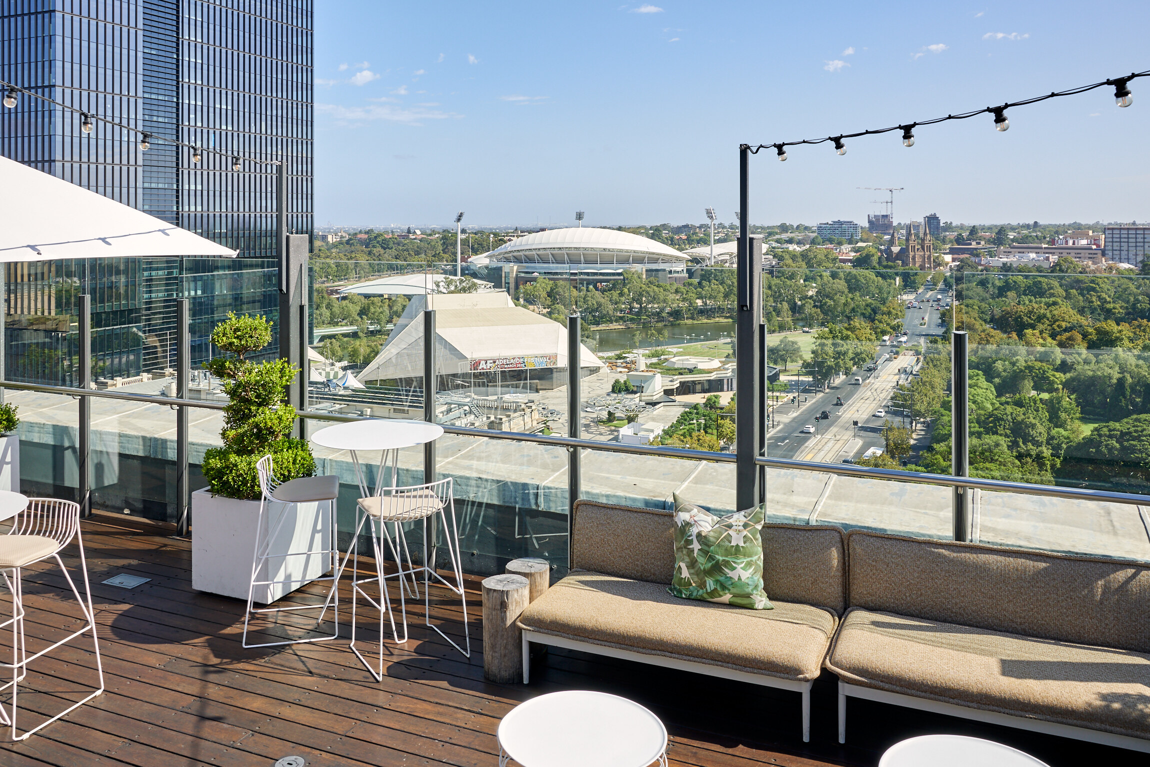 2KW Bar and Restaurant | Adelaide's best rooftop bar with terrace and ...