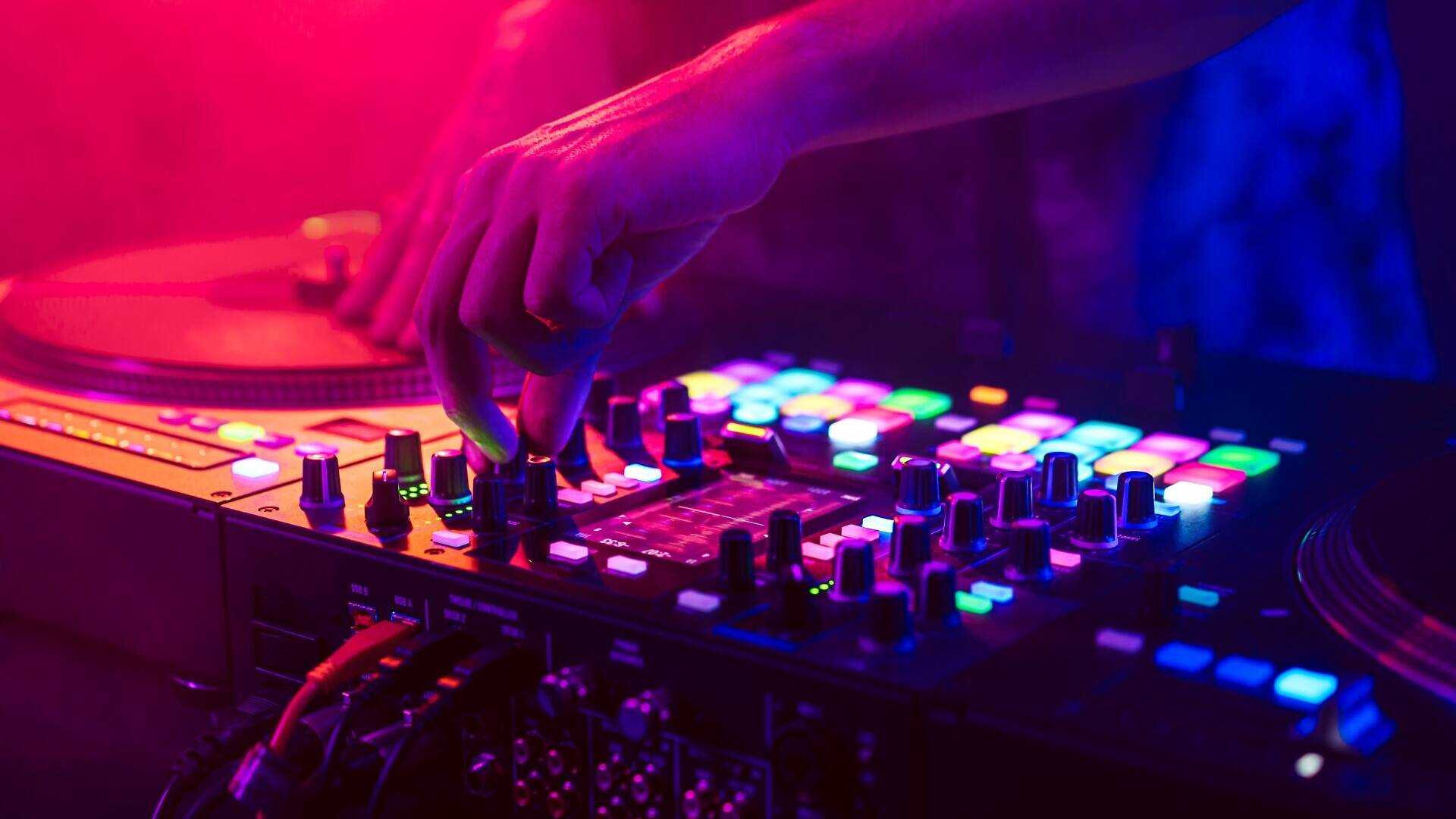 Spotlight Saturdays: Quality Control with Hot 97’s Mike Medium | Time Out Market New York ...