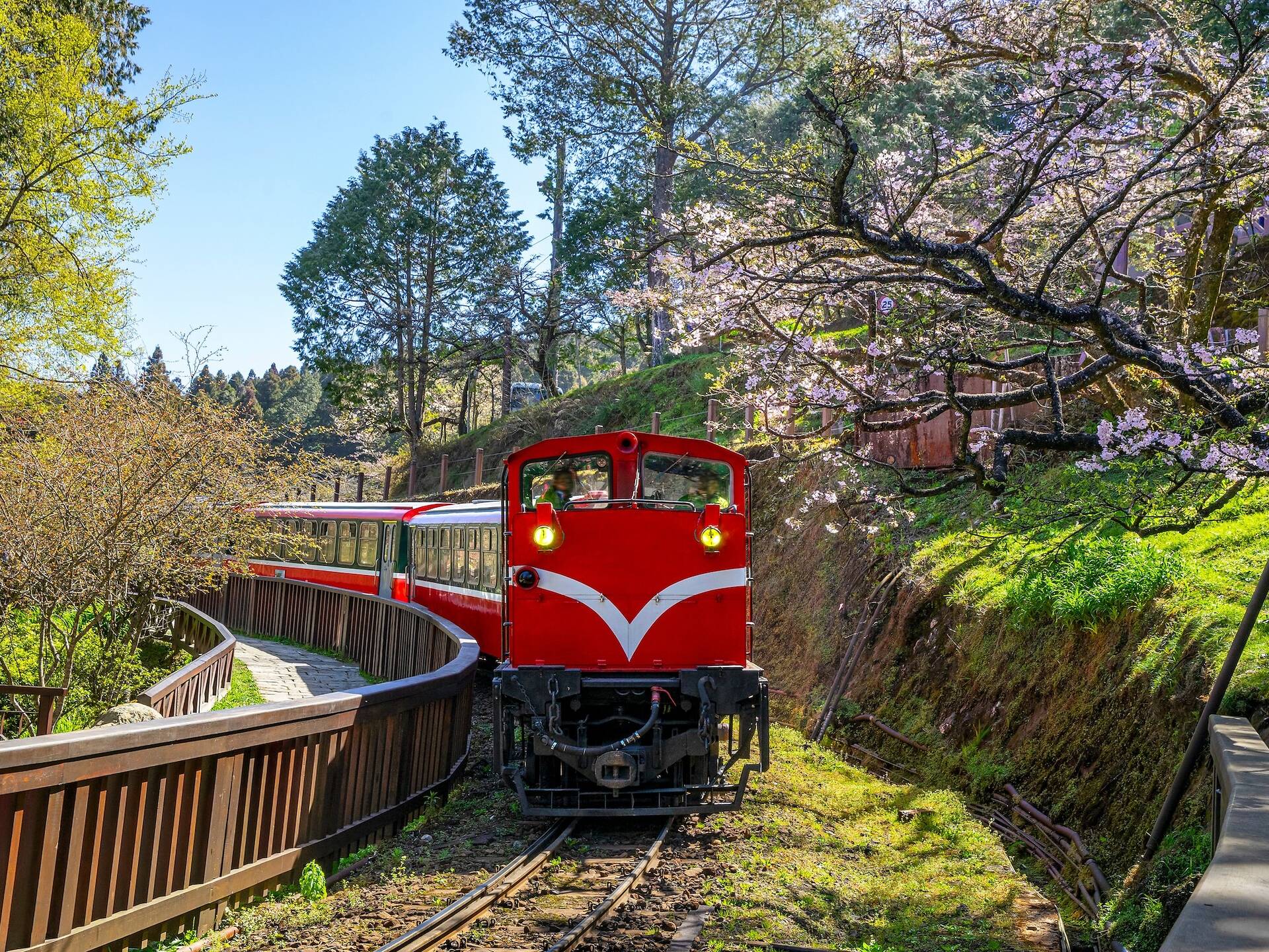 7 Of The Best Train Journeys In Asia